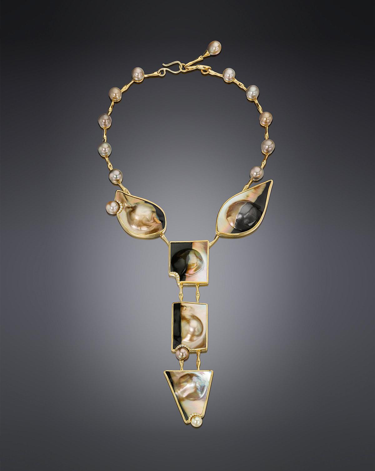 Fijian shell blister, Fijian pearl & diamond necklace - Assael